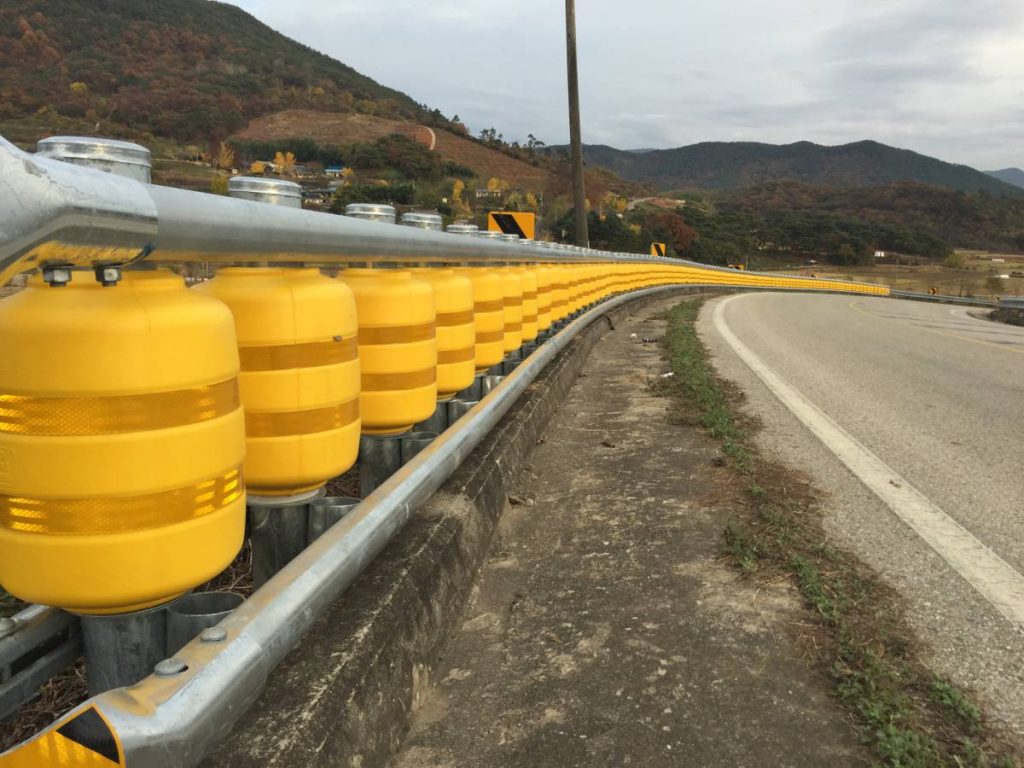 Korean guardrail safety barrier system on a roll to safety - Highways Today