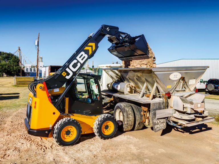 JCB launches Teleskid the first compact skid steer track loader with a ...