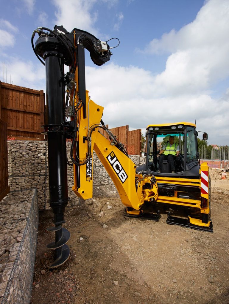 JCB breaks new ground with the JCB Pilingmaster ground engineering ...
