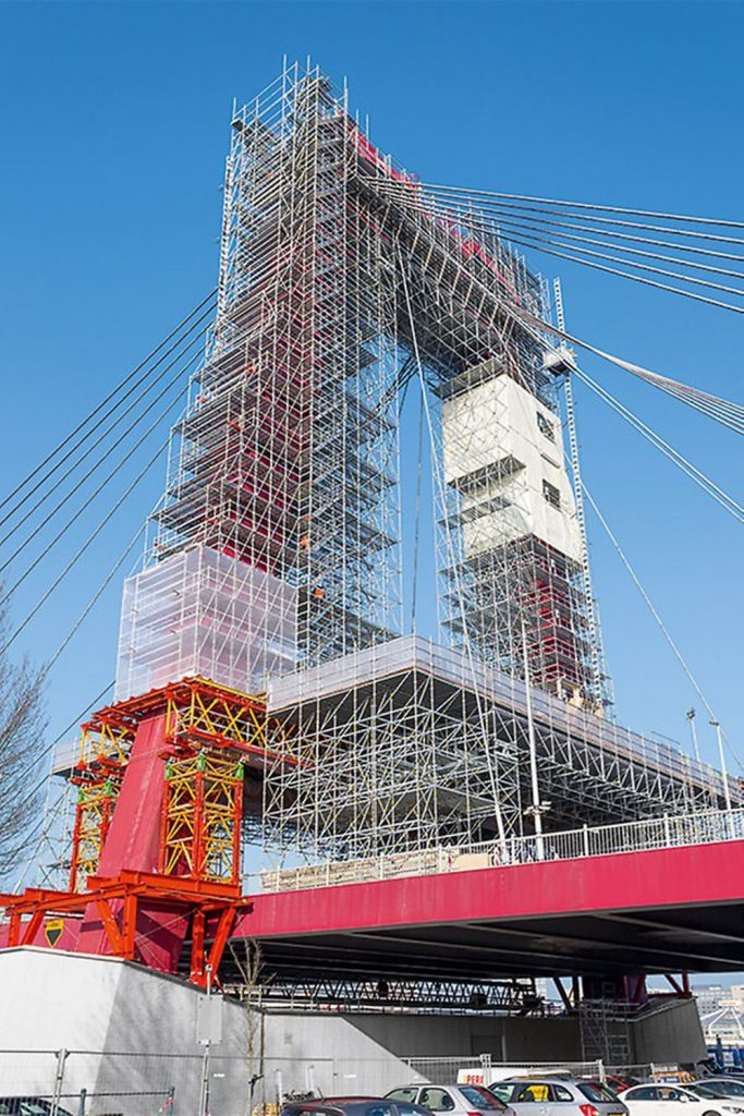 PERI scaffold solutions prop up the Williams Bridge refurbishment in ...