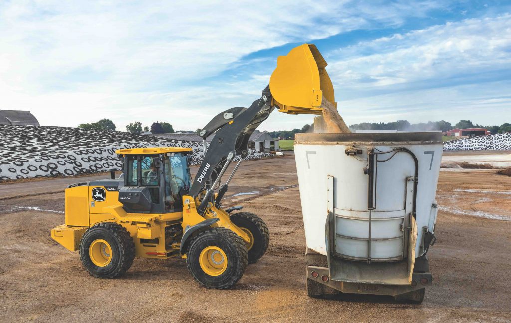 New John Deere L-Series wheel loaders set to storm into job sites ...