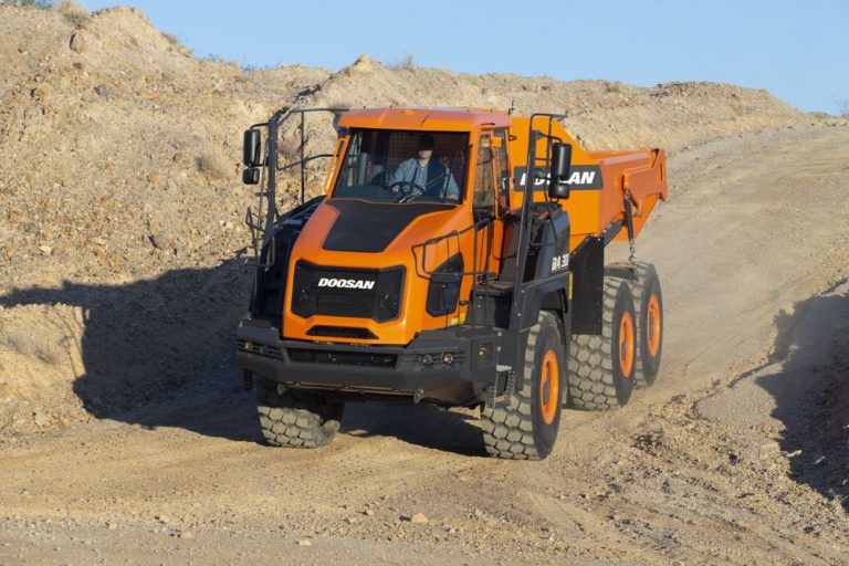 Doosan reveals next generation DA30-5 and DA45-5 articulated hauler ...