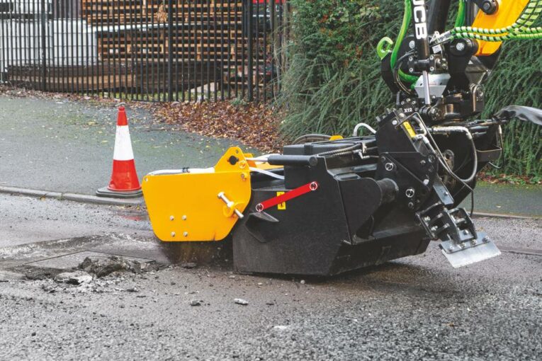 Meet the PotholePro - JCB's solution to tackle the scourge of potholes ...
