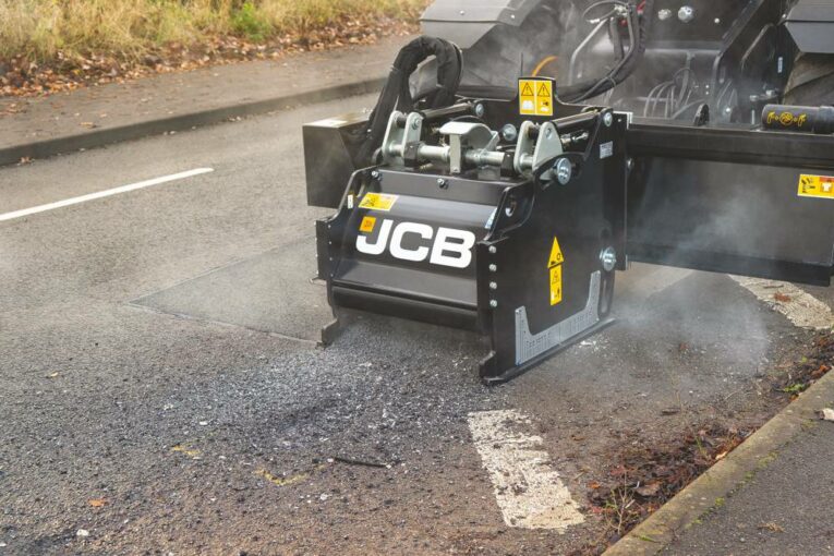 Meet the PotholePro - JCB's solution to tackle the scourge of potholes ...
