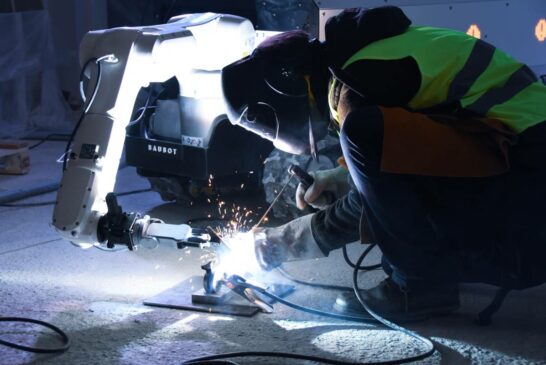 Austrian start-up Baubot reveals multi-functional Construction Robot ...