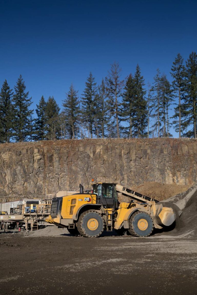 New Cat wheel loaders offer premium technology and performance ...