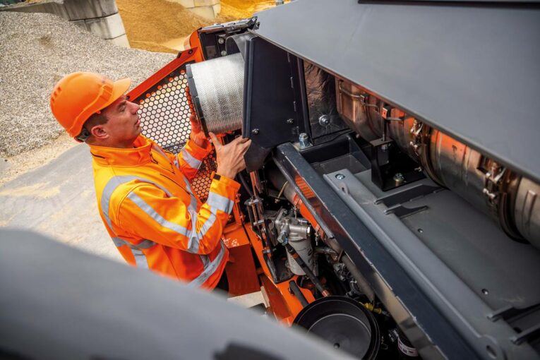 Hitachi ZW310-7 Wheel Loader puts operators in control - Highways Today