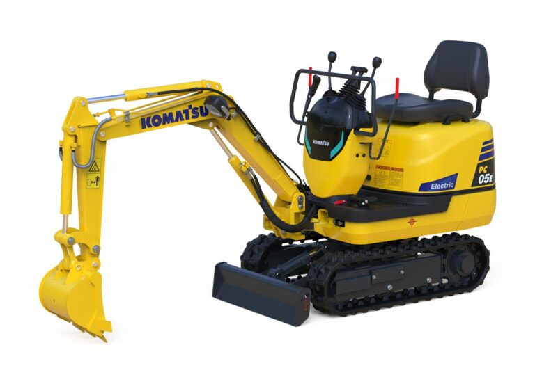 Komatsu and Honda develop the PC05E-1 Electric Micro Excavator ...