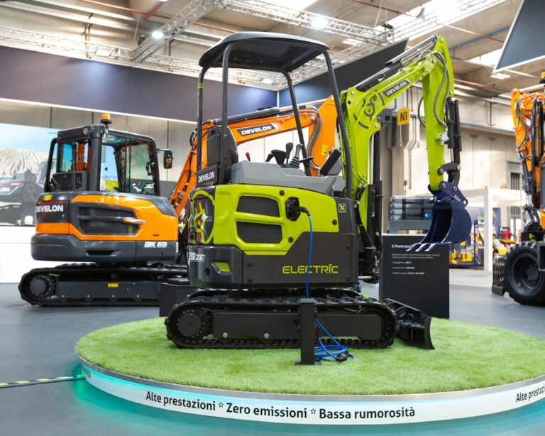 New DEVELON brand showcased ‘Powered by Innovation’ at SaMoTer ...