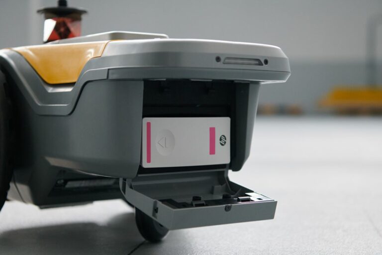 HP launches SitePrint site layout robot in the UK - Highways Today